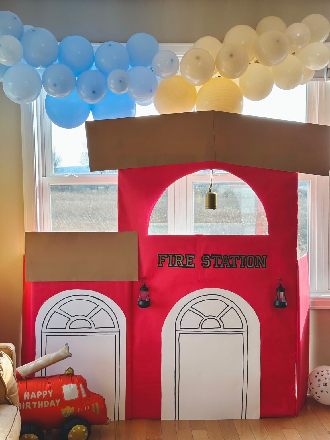 DIY fire truck party burning buildings – Pretty Little Party NY